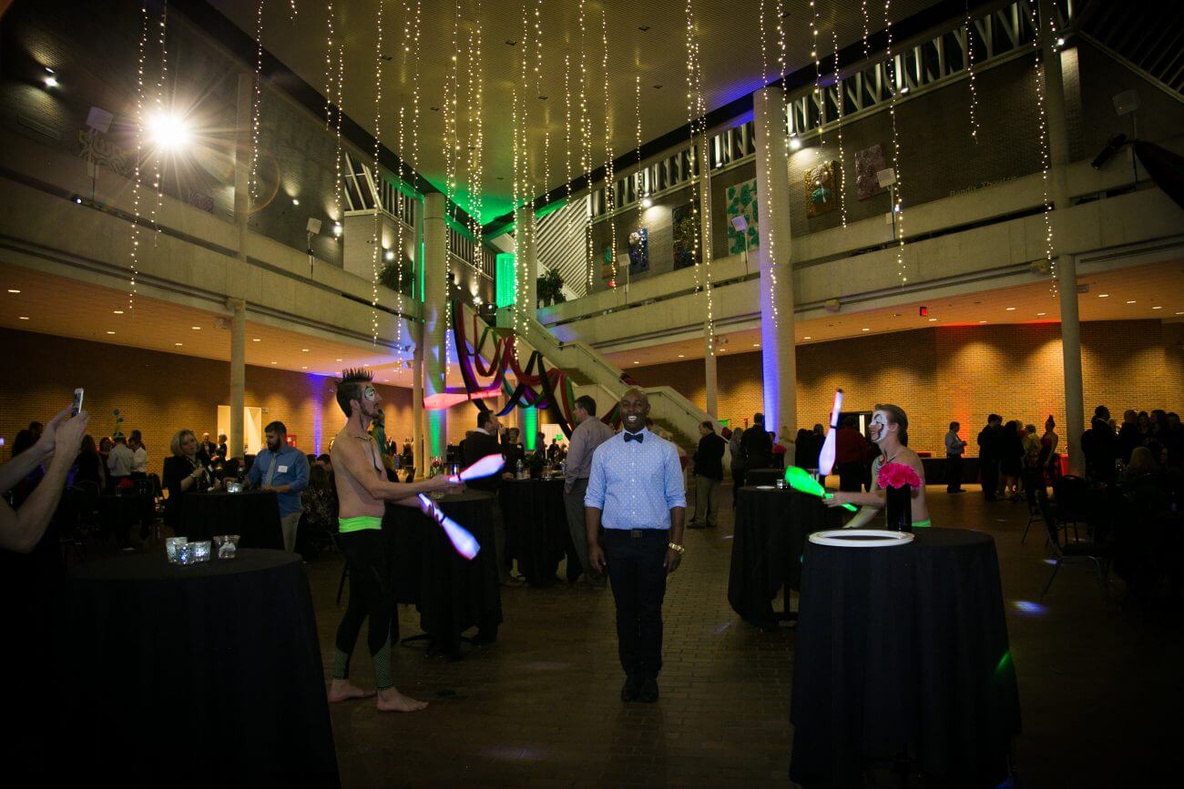 Glow & LED Shows - Cincinnati Circus