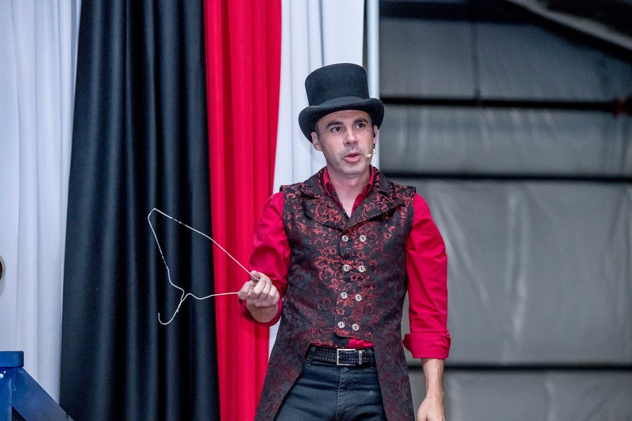 Comedy Sideshow / Vaudeville Theater - Cincinnati Circus