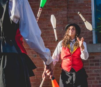 Strolling Entertainment - Cincinnati Circus